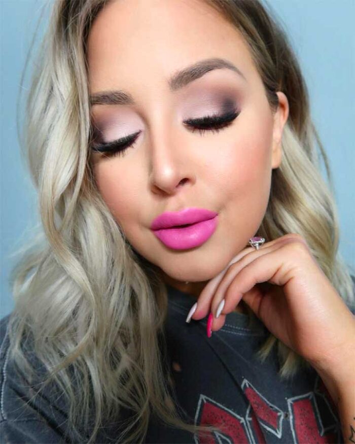 When I Want To Wear Weird Lip Colors, I Just Blend Them Myself