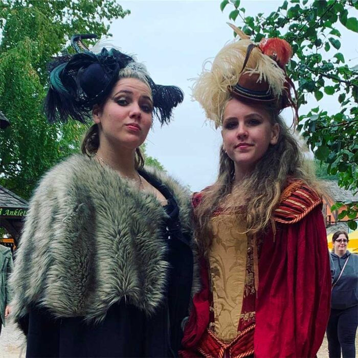 Do’s and Don’ts for Your Renaissance Fair Costume