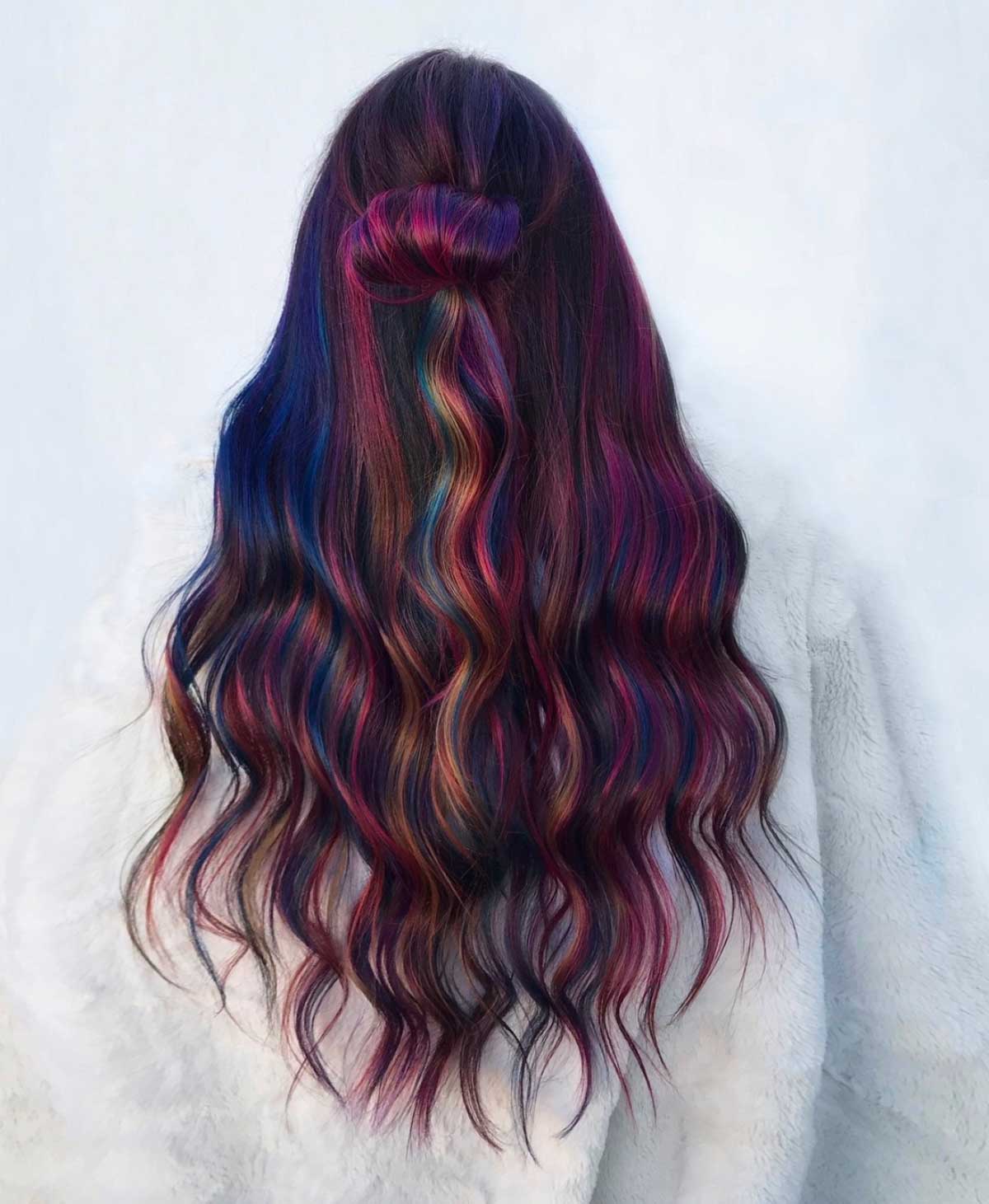 Oil Slick Hair 101: The Ultimate Guide to Achieving the Mesmerizing Trend